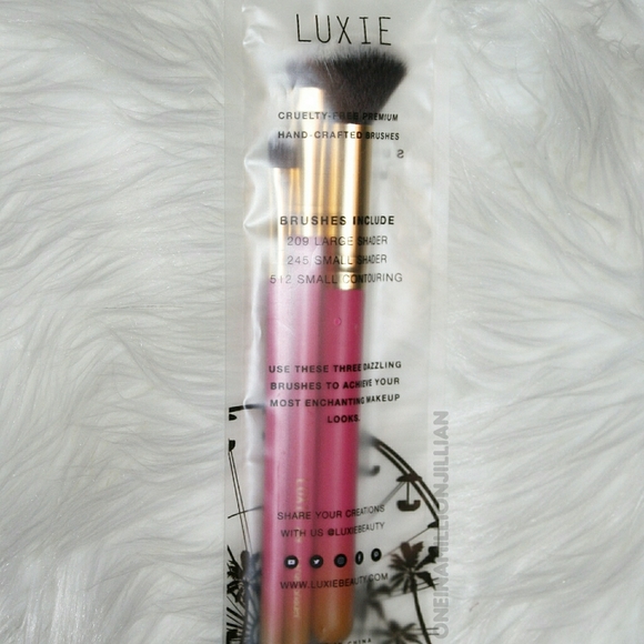 Luxie | Makeup | Luxie Summer Daze 3pc Vegan Makeup Brush Set | Poshmark